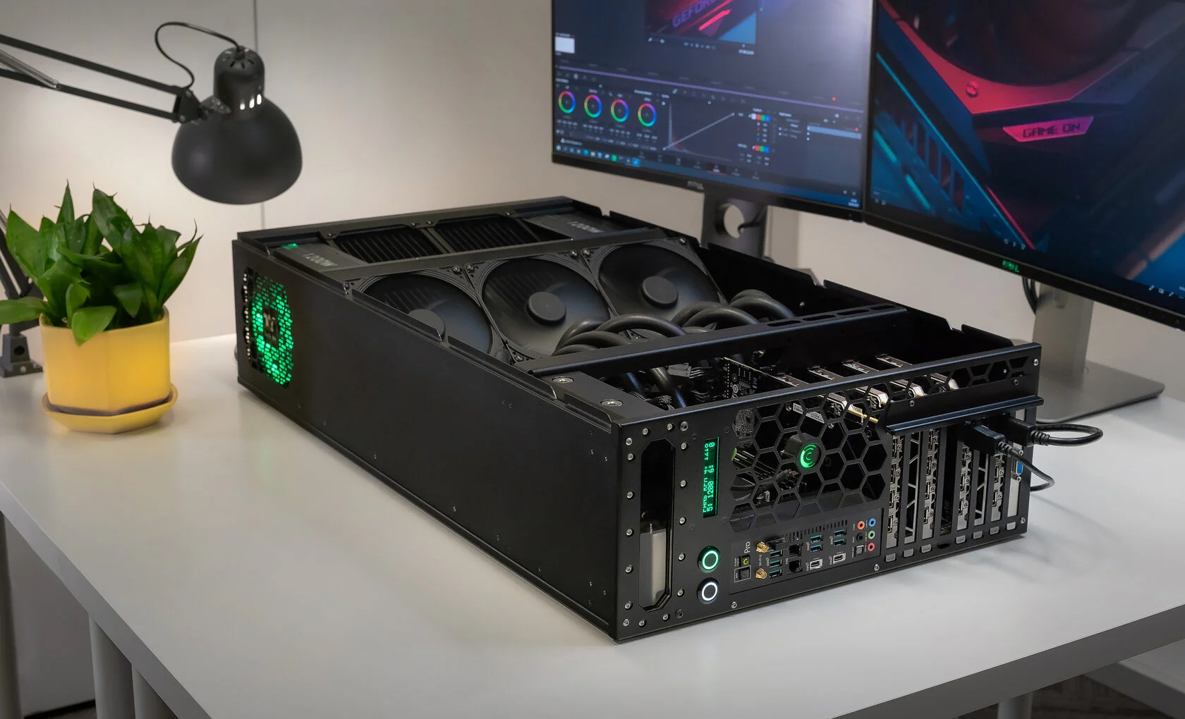 LIQUID-COOLED MULTI-GPU WORKSTATION / SERVER